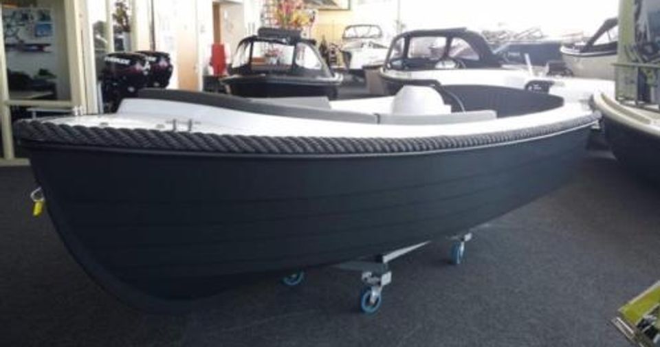 RIB Ris Marine 480 2011 KRUGER 480 in Plaka, Greece for hire