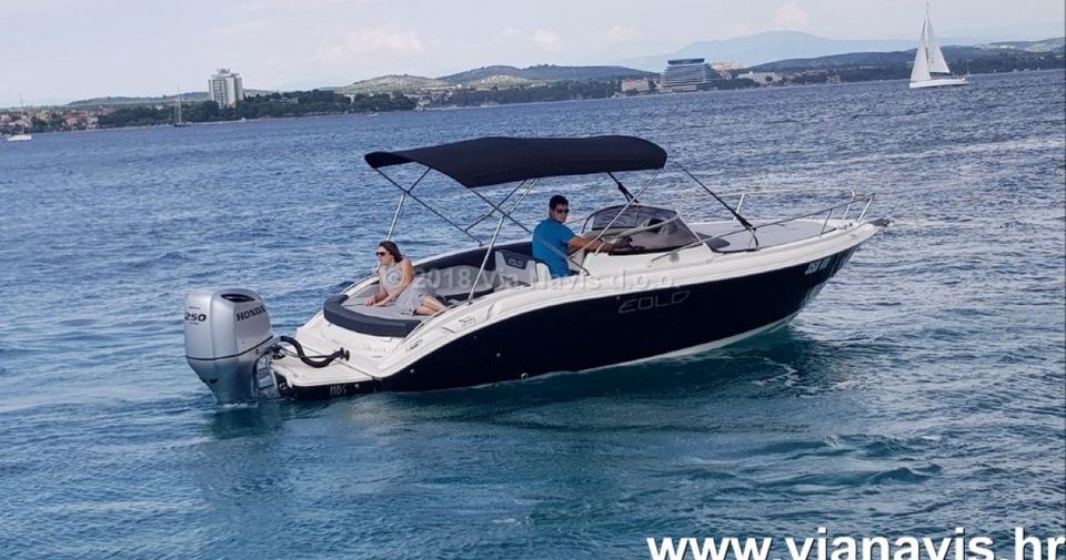 Speedboat NadirMarine 2018 Eolo 730HBS in Vodice, Croatia for hire