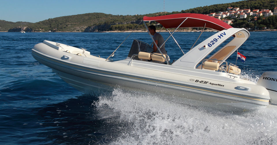 RIB Barracuda 700 150hp 2015 in Hvar (town), Kroatien chartern