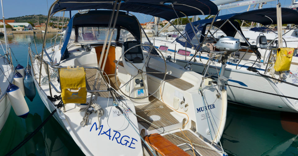 Sailboat Bavaria Cruiser 38 2008 Marge in Betina, Croatia for hire