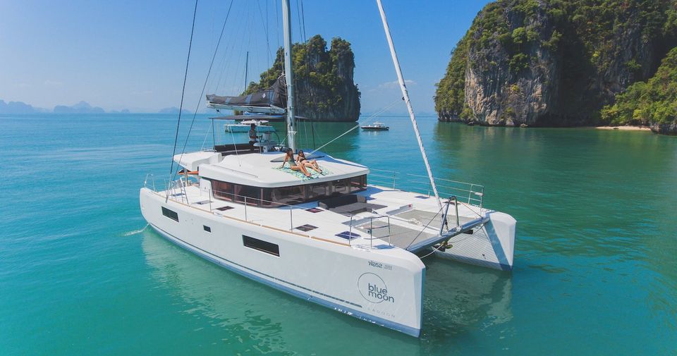 Catamaran Lagoon 2018 Blue Moon in Mueang Phuket, Thailand for hire