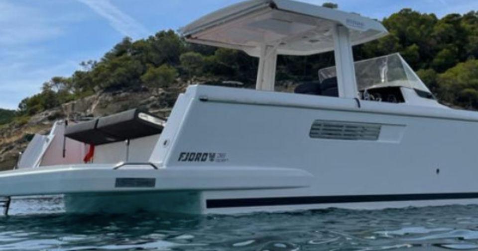Speedboat Fjord 38 Open 2020 ALBA in El Toro, Spain for hire
