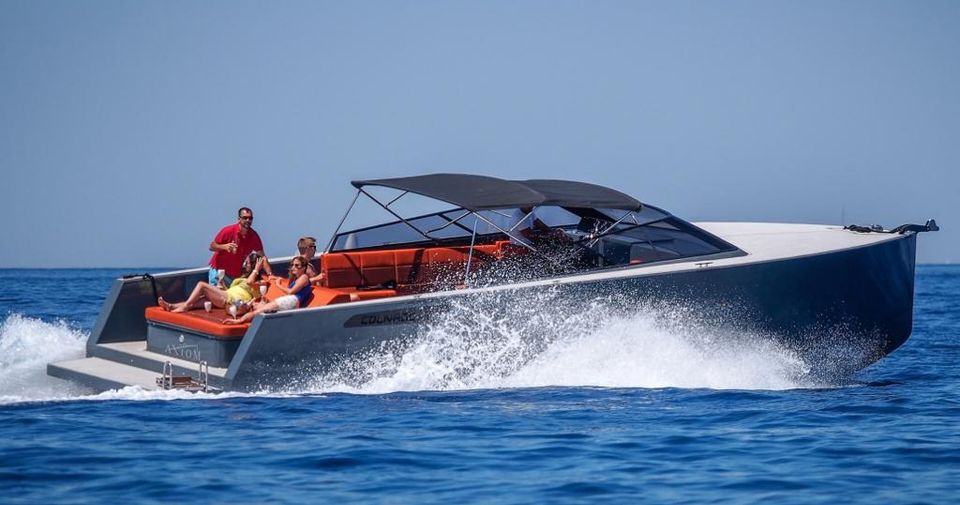 Speedboat Colnago 45 2018 Axiom in Hvar (town), Croatia for rent
