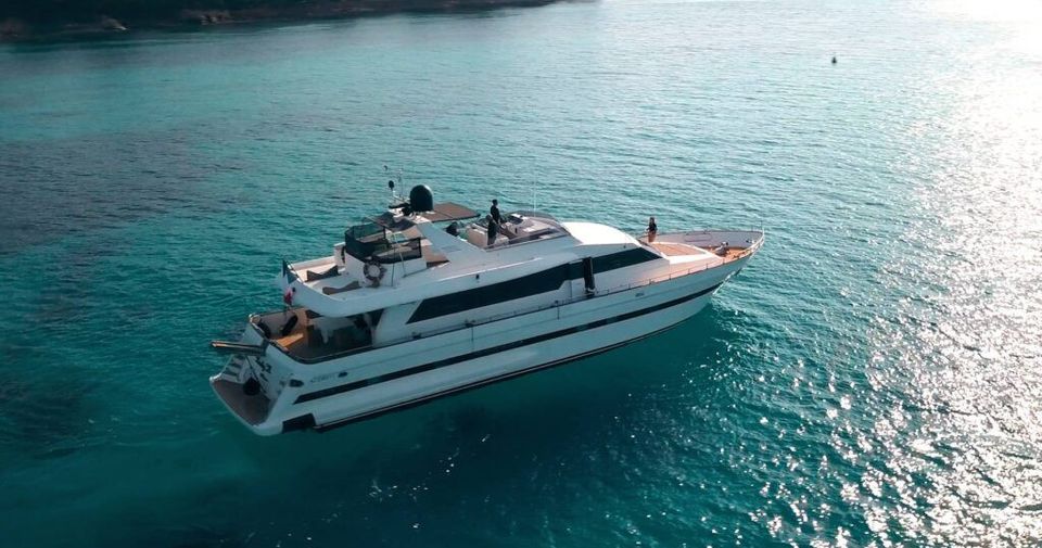 Location Bateau à moteur Falcon 80 1996 à Fréjus, France