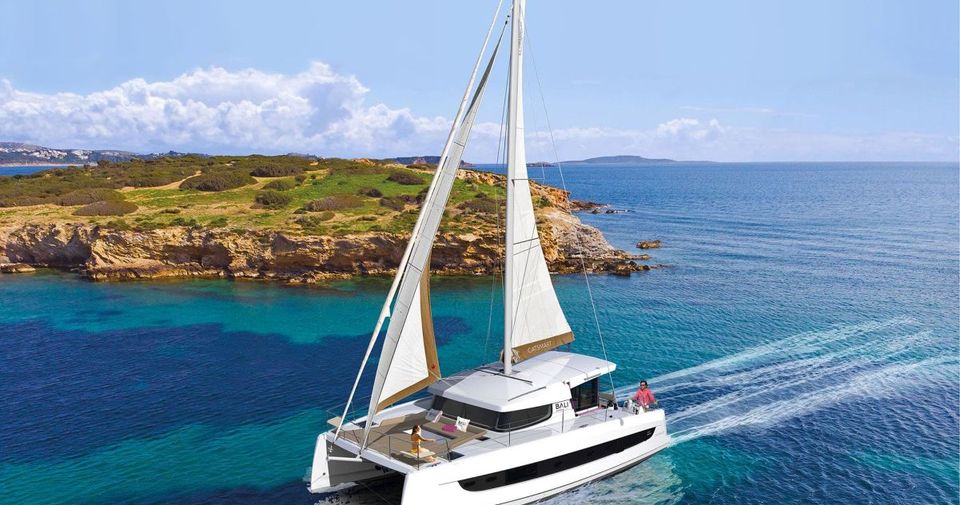 Catamaran Bali Catsmart 2025 KERLACH in Benner for hire