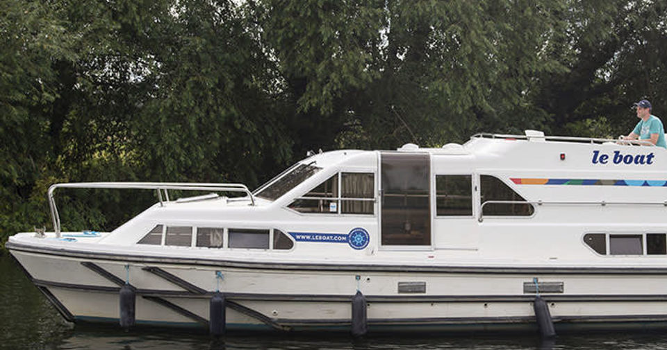 Motorboat Le Boat 1996 Crusader - Budget 2 in Hesse, France for rent