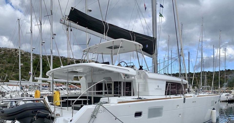 Catamaran Lagoon 450 F 2019 Zen in Split, Croatia for hire