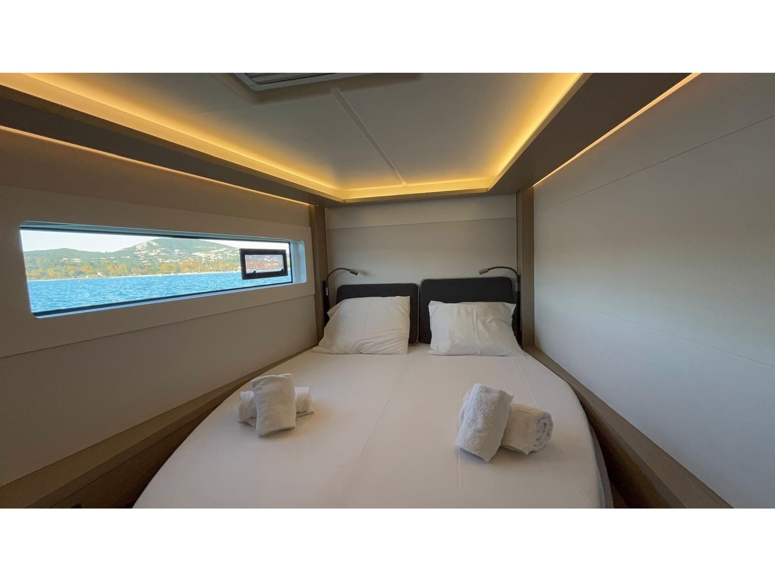 Alquiler de Catamarán Lagoon 46 2023 M & M en Grimaud, Francia